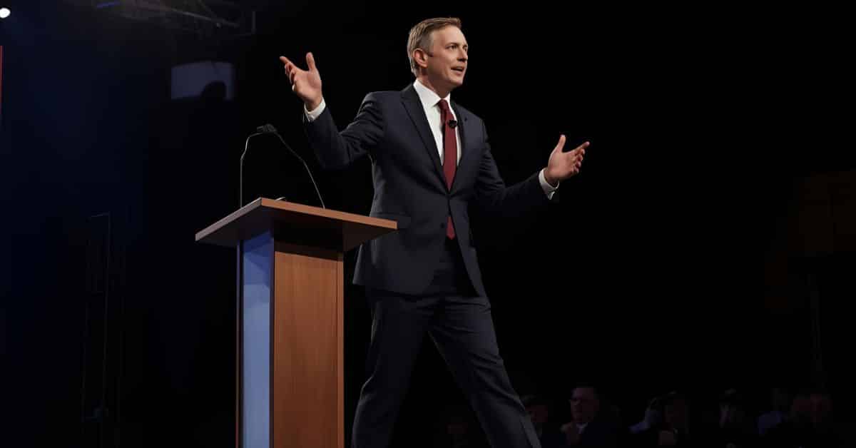 Why Great Speakers Step Out from Behind the Lectern by Peter Dhu ...